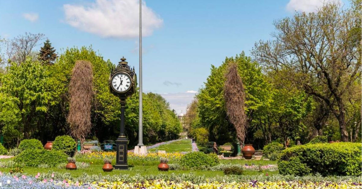 Top Obiective Turistice din București și Împrejurimi De Vizitat