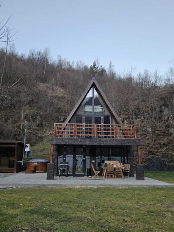 Cabane A Frame 2 Persoane de Închiriat [Top 10]